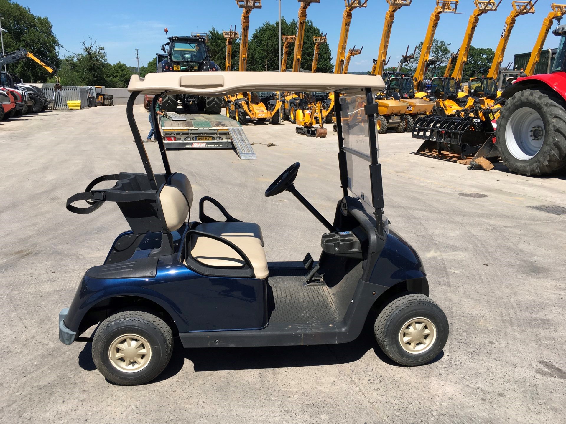 Electric Golf Cart - Mega Farm Tractors